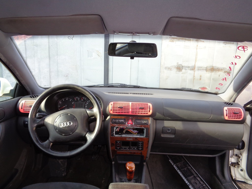 DESKA ROZDZIELCZA PULPIT AUDI A3 I 8L 3D 96-00 - 8176428141 - oficjalne archiwum Allegro