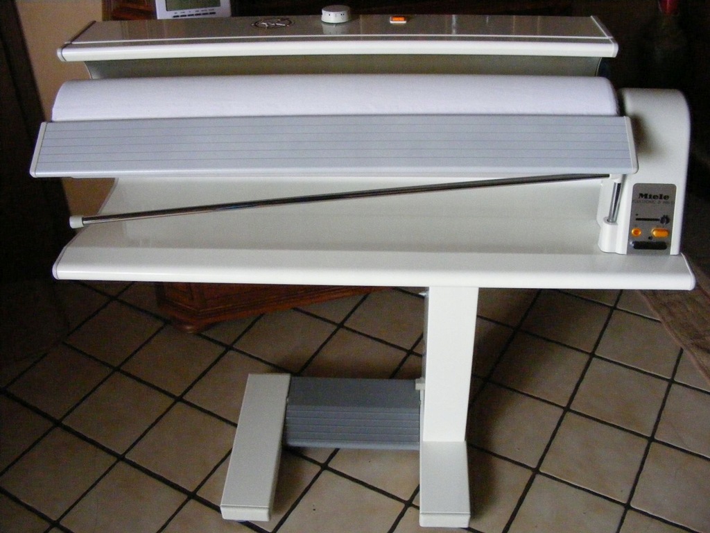 Magiel Elektryczny Prasowalnica Miele B886D Parowa - 12138814355 ...