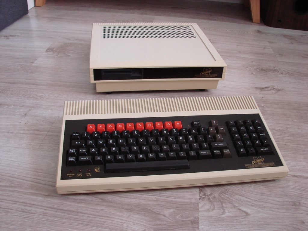 Stary Komputer Acorn BBC Master Compact - 12768671140 - oficjalne ...