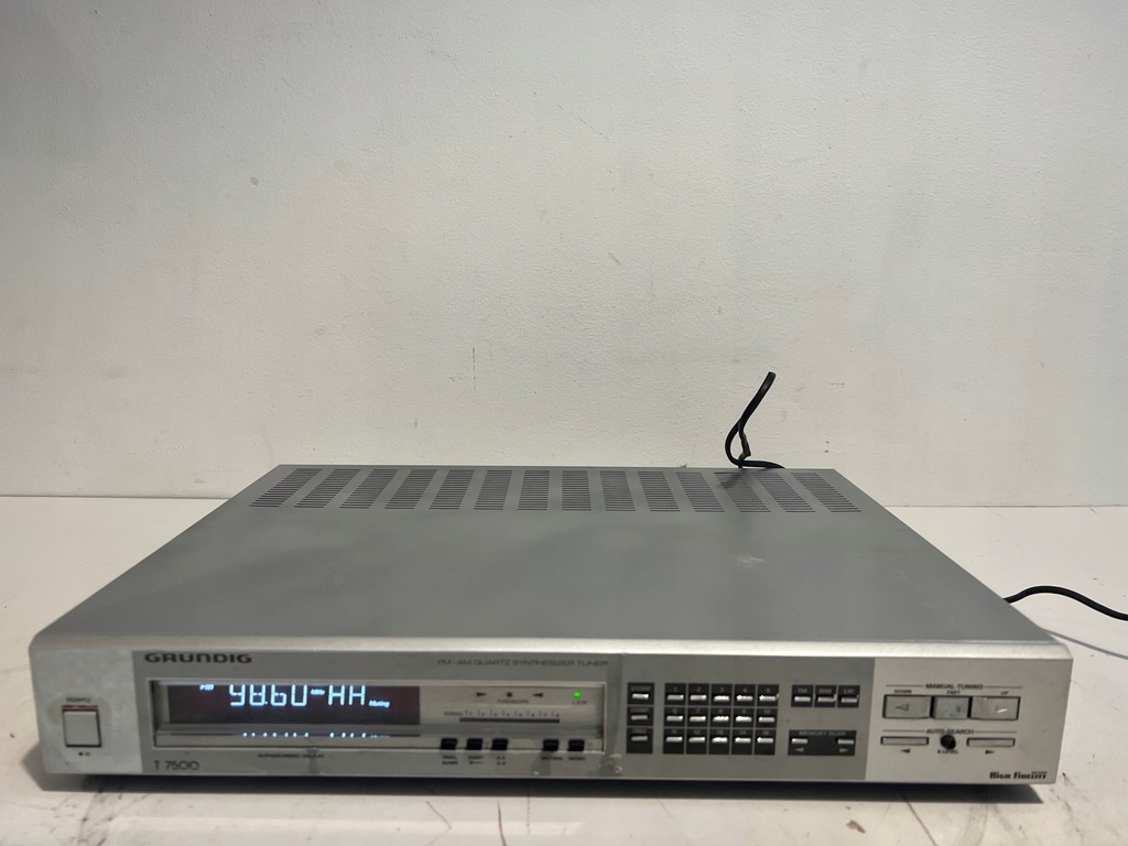 GRUNDIG T7500 - 13203880501 - oficjalne archiwum Allegro