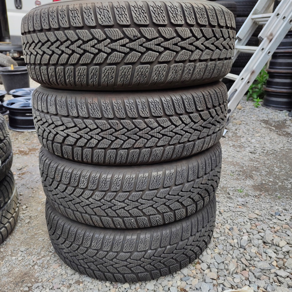 OPONY ZIMOWE DUNLOP 195/65 R15 KOMPLET ŁADNE - 12205379089 - oficjalne archiwum Allegro