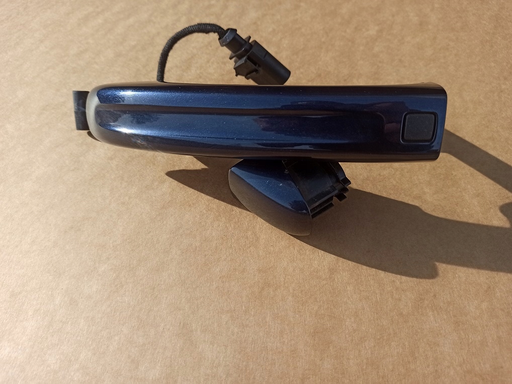 Audi Q7 klamka zewnętrzna drzwi tył 4L0837205B 15r - 13450699789 ...