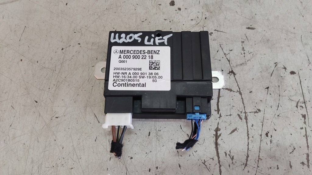 MERCEDES W205 MODUŁ STEROWNIK POMPY PALIWA - 13463884361 - oficjalne ...