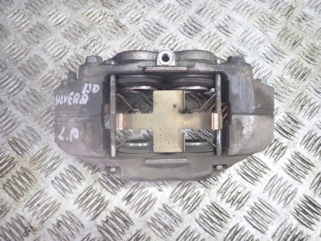 Zacisk Przedni Przód Chevrolet Silverado Suburban Sierra Tahoe Escalade ...