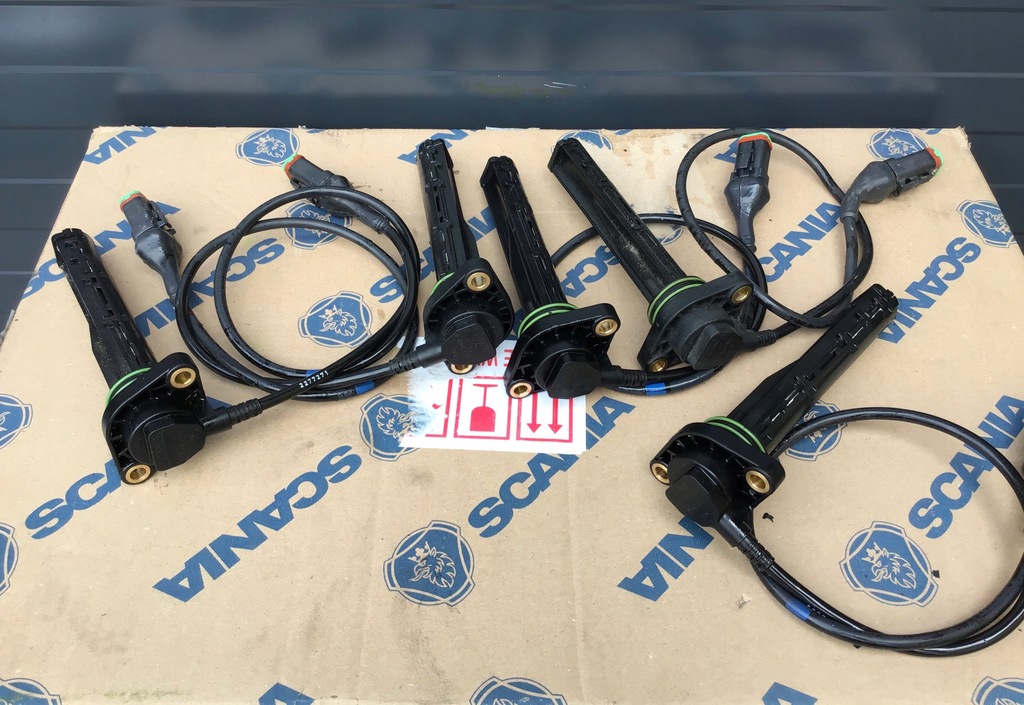 NOWY CZUJNIK POZIOMU OLEJU SCANIA S EURO 6 2277271 - 9228881146 ...