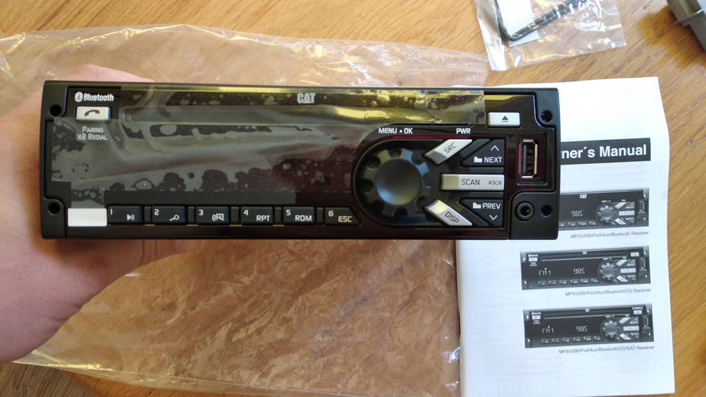 Nowe Radio CAT Caterpillar - PN 439-1563 - 7824358311 - oficjalne ...