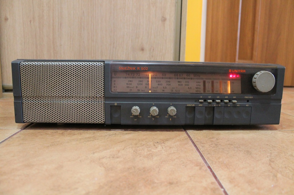 Radio Unitra Diora Śnieżnik R-502 przestrojone - 12423377002 ...