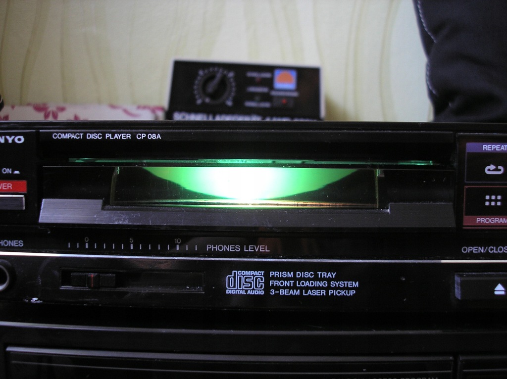 Sanyo CP 08A - Sony 20152 - sprawny MIDI - 12505090117 - oficjalne ...