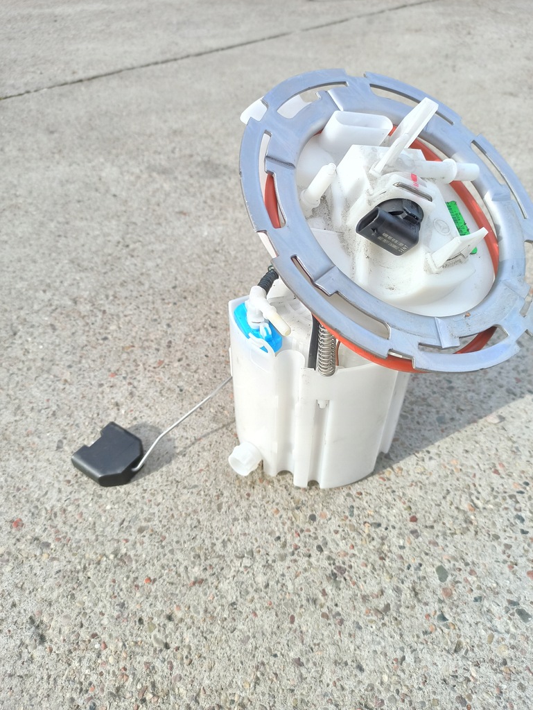 Mercedes W205 AMG C63 4.0 pompa paliwa paliwowa - 11236534619 ...