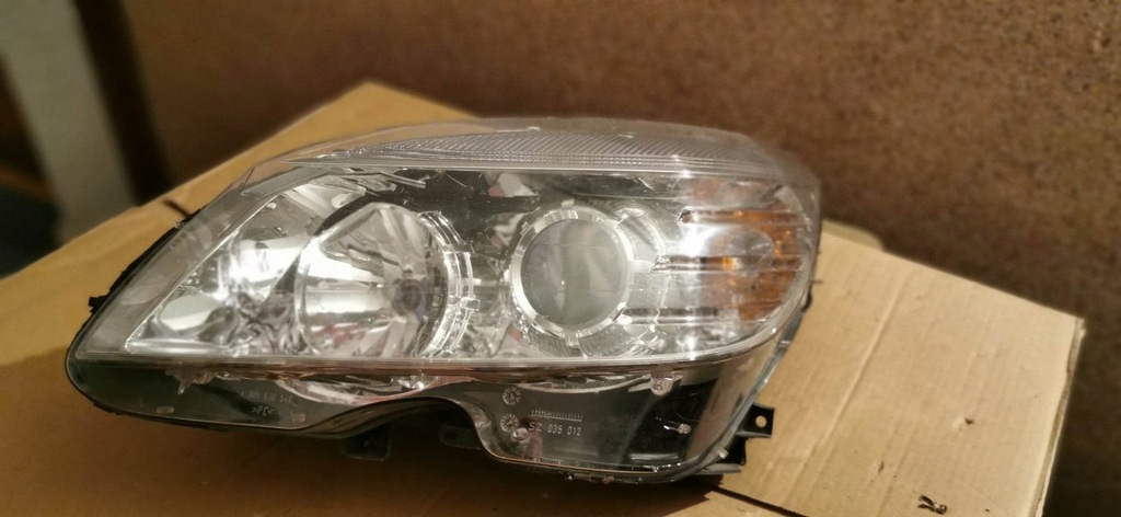 Lampa przednia lewa Mercedes W204 c klasa - 13090842525 - oficjalne ...