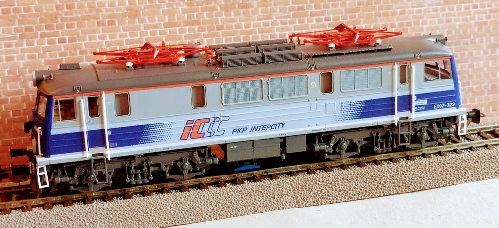 PIKO 96378 Lokomotywa EU07-323 PKP ICCC - 12913445365 - oficjalne archiwum Allegro