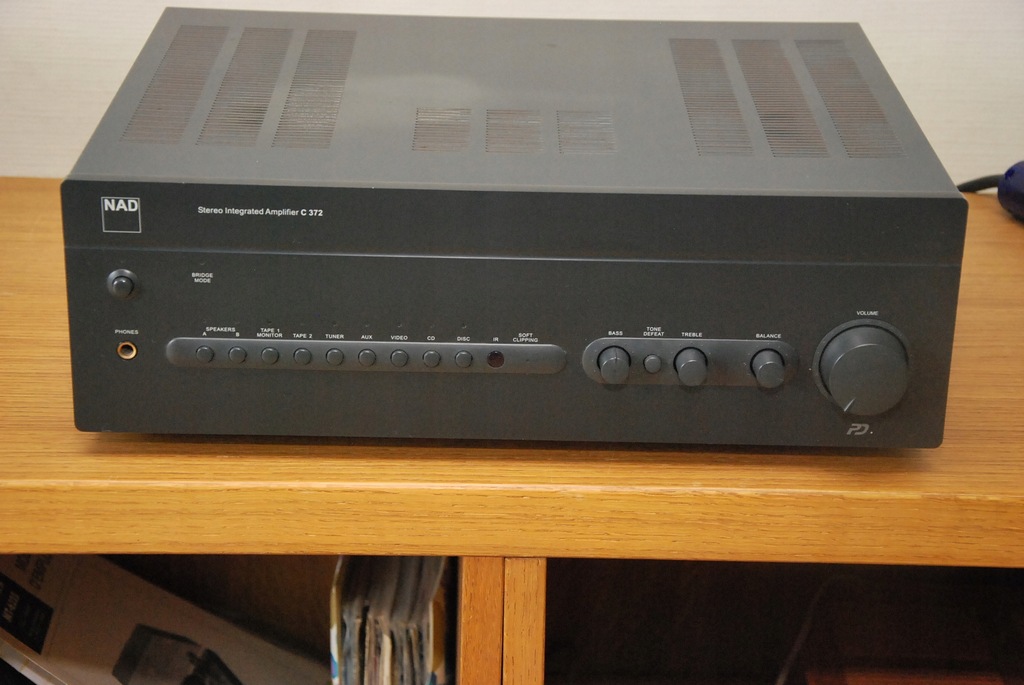 Wzmacniacz NAD C372 - 12369679439 - oficjalne archiwum Allegro