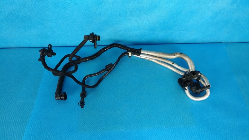 W176 A45 15r PRZEWÓD PODCIŚNIENIA A1330101500 - 8306472940 - oficjalne ...