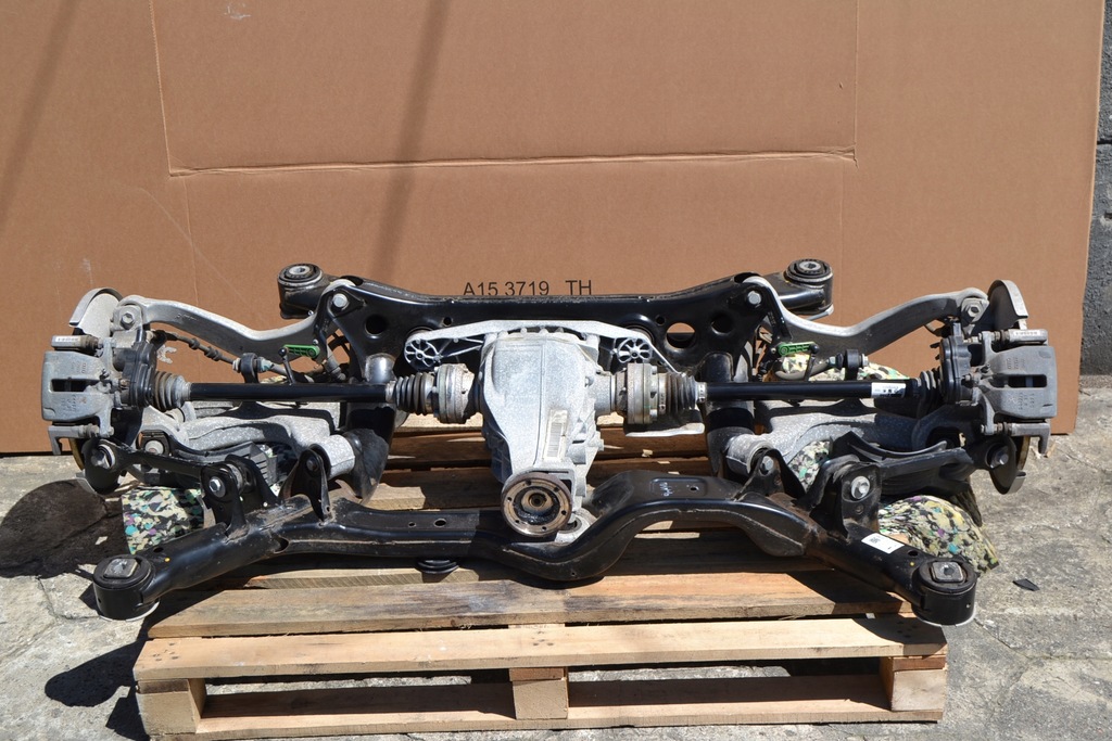 Audi A4 B8 A5 8T LIFT Zawieszenie tylne kompletne belka 8K0505235AK - 17393112421 - oficjalne ...