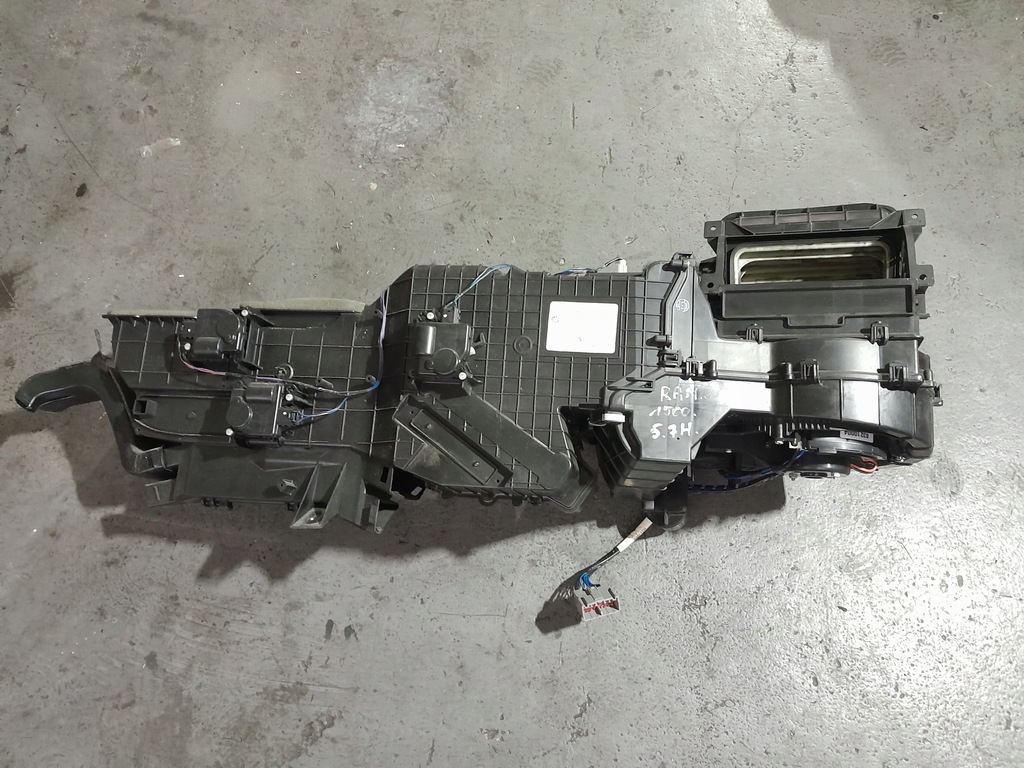 DODGE RAM 1500 2015R 5.7 HEMI NAGRZEWNICA KOMPLETNA DMUCHAWA PAROWNIK ...