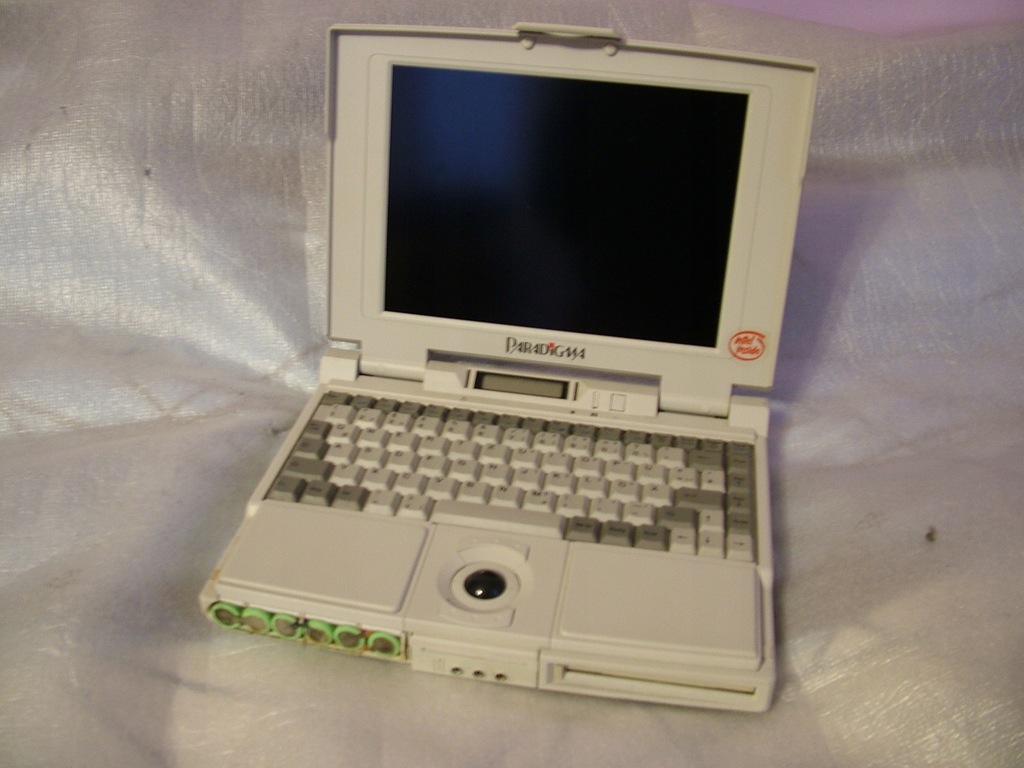 Laptop ESCOM Paradgima Kt50 486 DX2 RETRO Stary - 7941735390 ...