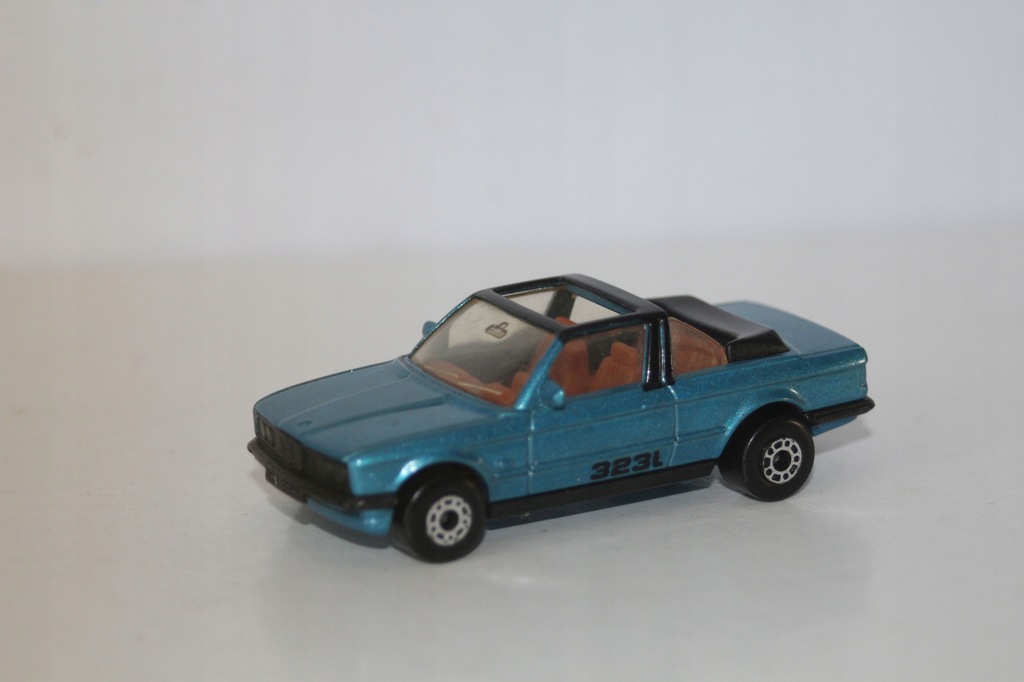 MATCHBOX BMW 323i CABRIOLET E30 1985r 1/58 - 14202647515 - oficjalne ...