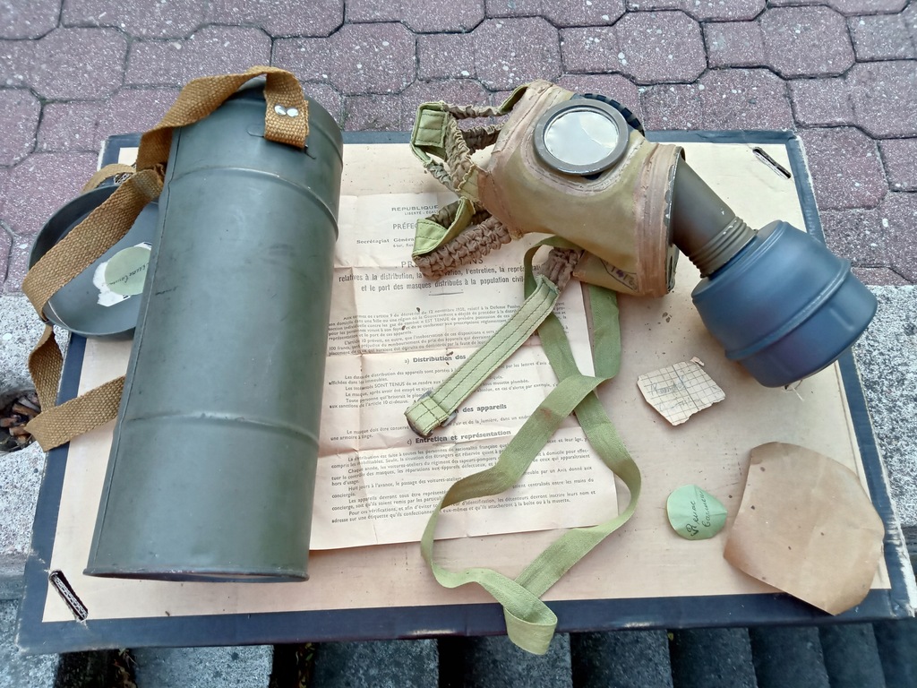 maska gazowa II wojna światowa zestaw puszka - 12598815961 - oficjalne archiwum Allegro