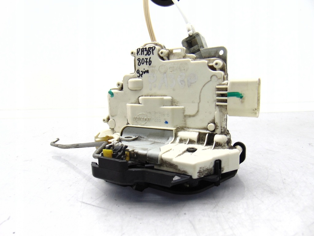 ZAMEK DRZWI PRAWY PRZÓD PRZEDNI AUDI A3 8P 3-DRZWI - 12324133028 - oficjalne archiwum Allegro