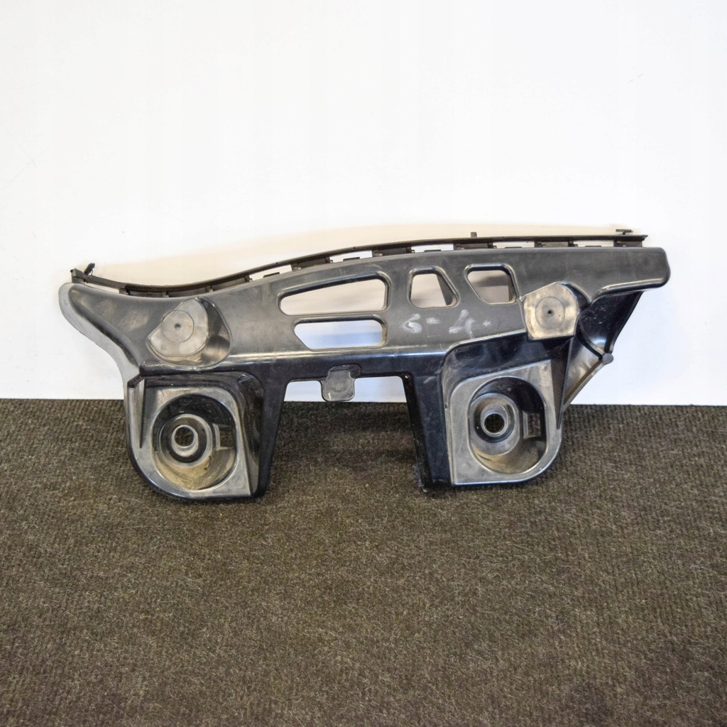 A1178850765 Lewy ślizg tylnego zderzaka MERCEDES-BENZ 90kw ...