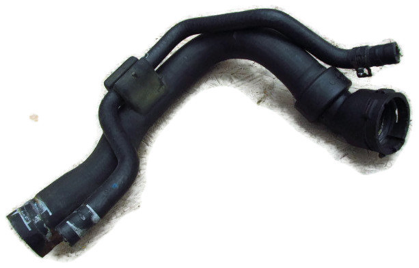 AUDI A4 B6 1.9 TDi RURA wąż WODY 8E0121101C - 7003551602 - oficjalne ...