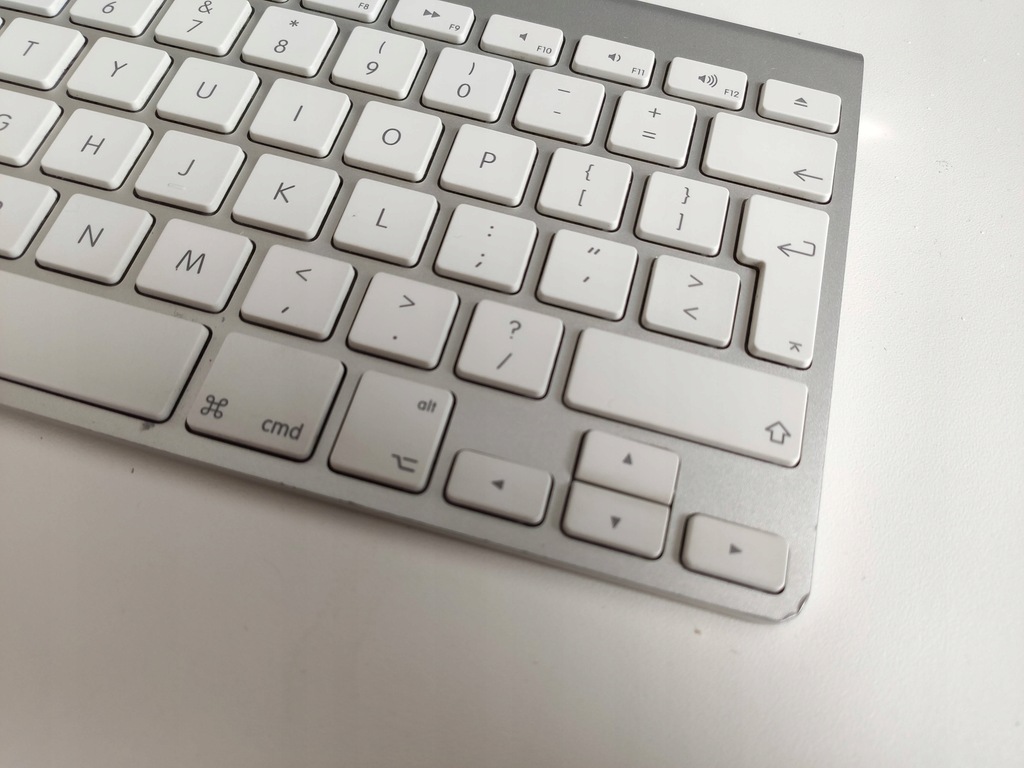 Apple Bluetooth Magic Keyboard A1314 MC184 QWERTY - 9088224891 ...