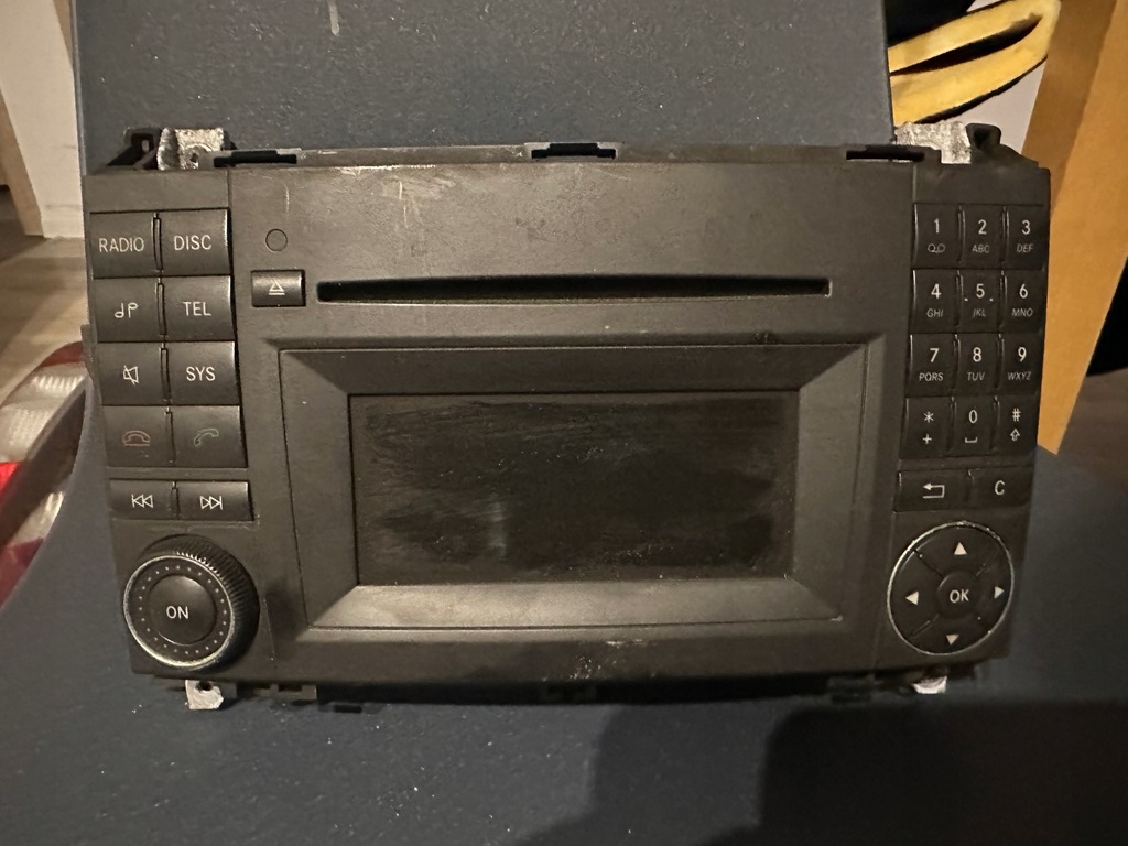 RADIO MERCEDES-BENZ VIANO W639) VITO W639 - 13480465723 - oficjalne archiwum Allegro
