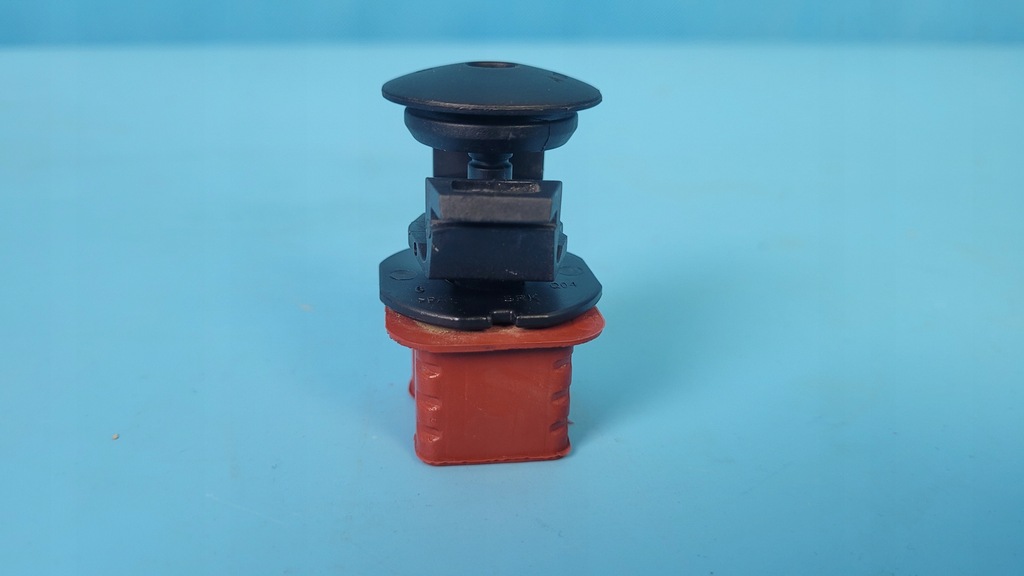 W205 C400 KOŁEK MOCOWANIE CHŁODNICY A0009912595 - 12597098687 ...