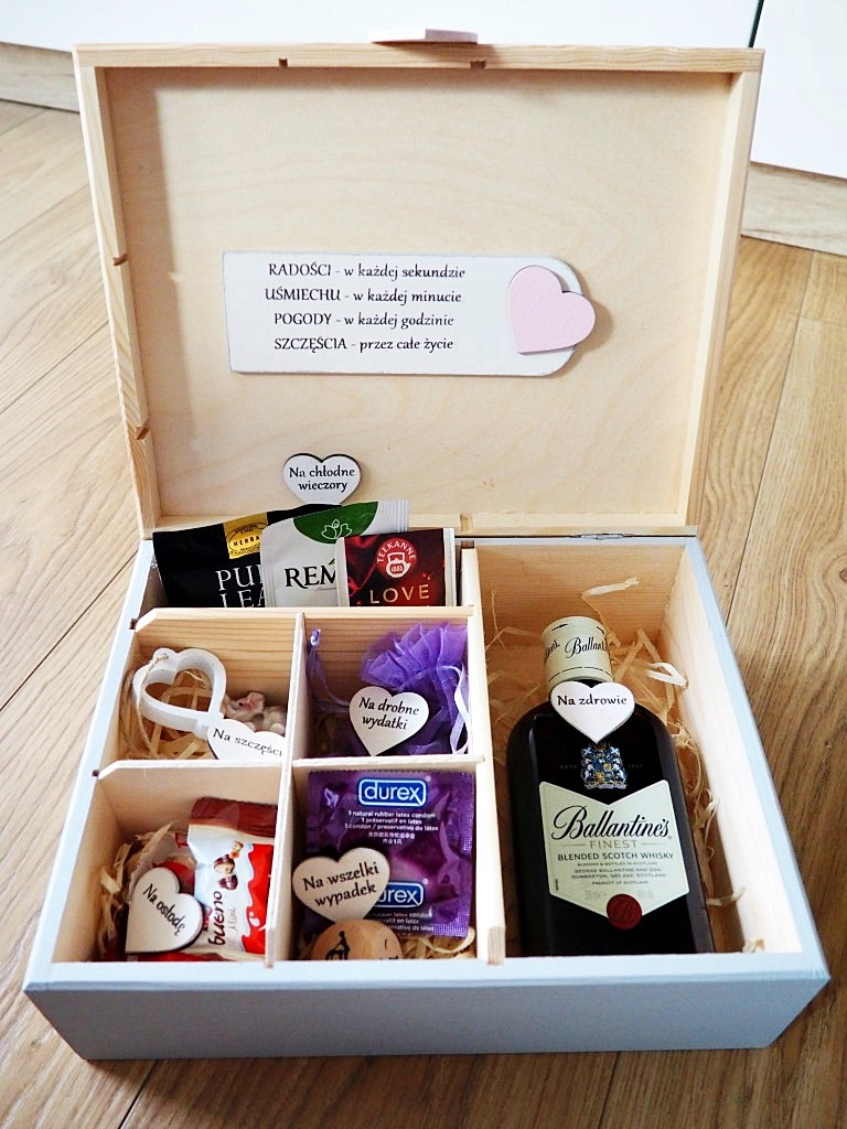 Niezbędnik 40-latka Pudełko Zestaw Prezent 40 LAT - 9784399438 ...