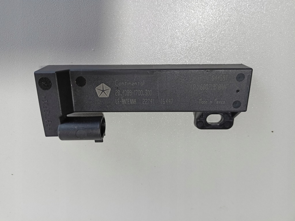 DODGE CHALLENGER 2015+ MODUŁ ANTENA KEYLESS - 13313071319 - oficjalne ...