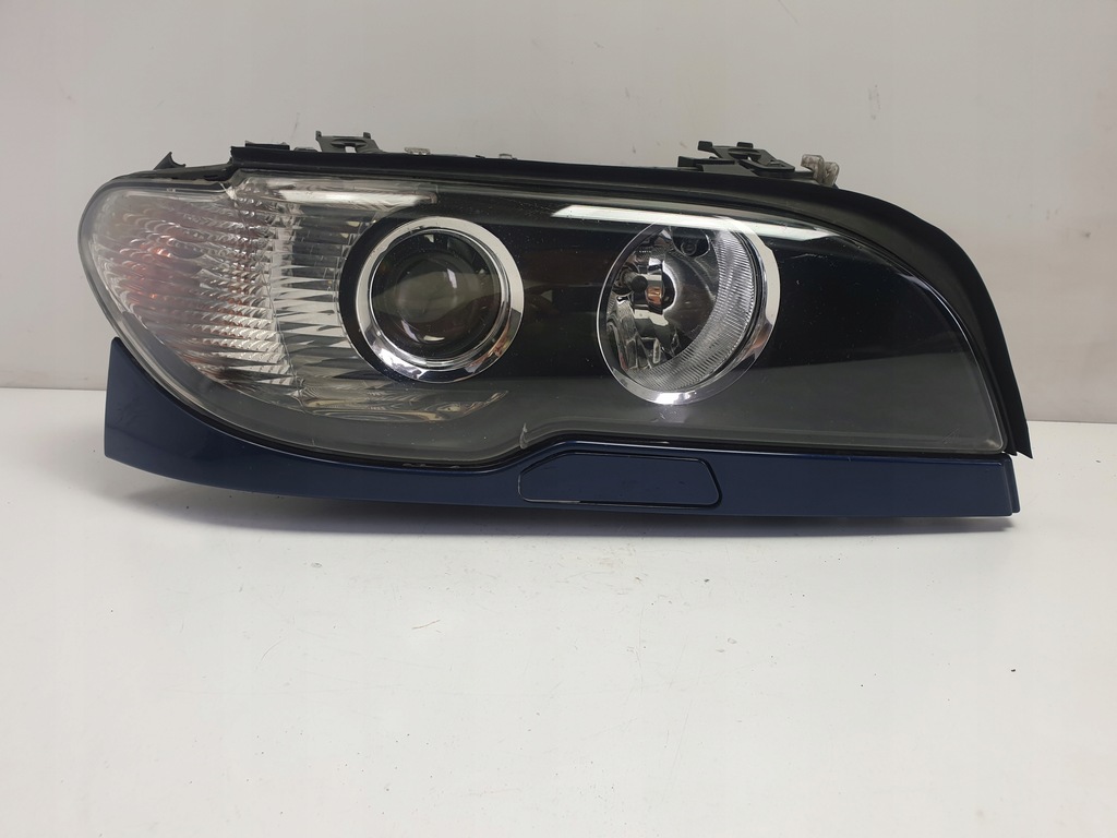 BMW E46 COUPE CABRIO PRZEDNIA LAMPA PRAWA xenon - 8877907608 - oficjalne archiwum Allegro