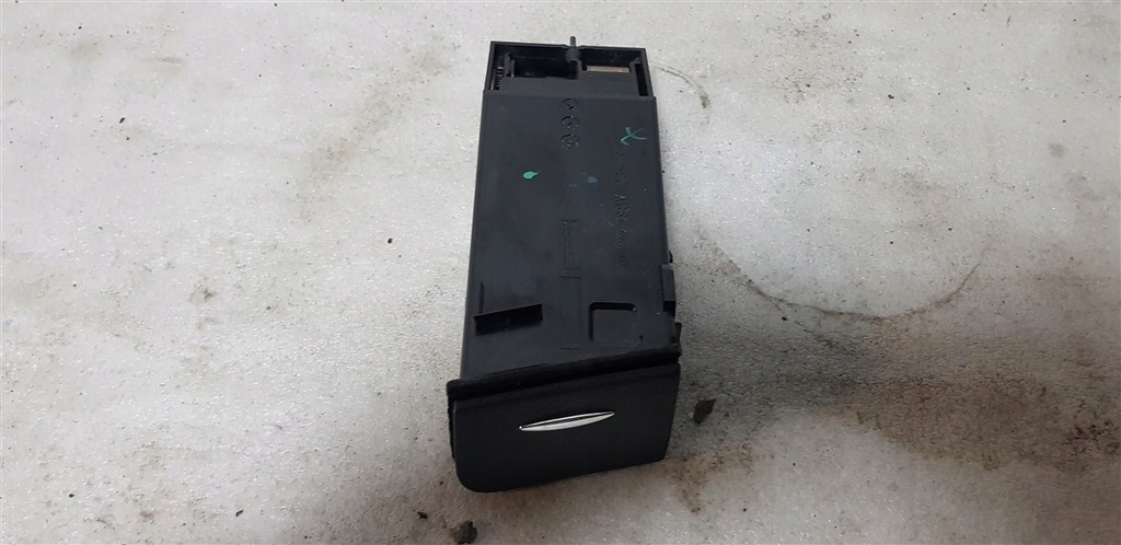 schowek deski rozdzielczej mercedes w211 e klasa - 8494297613 ...