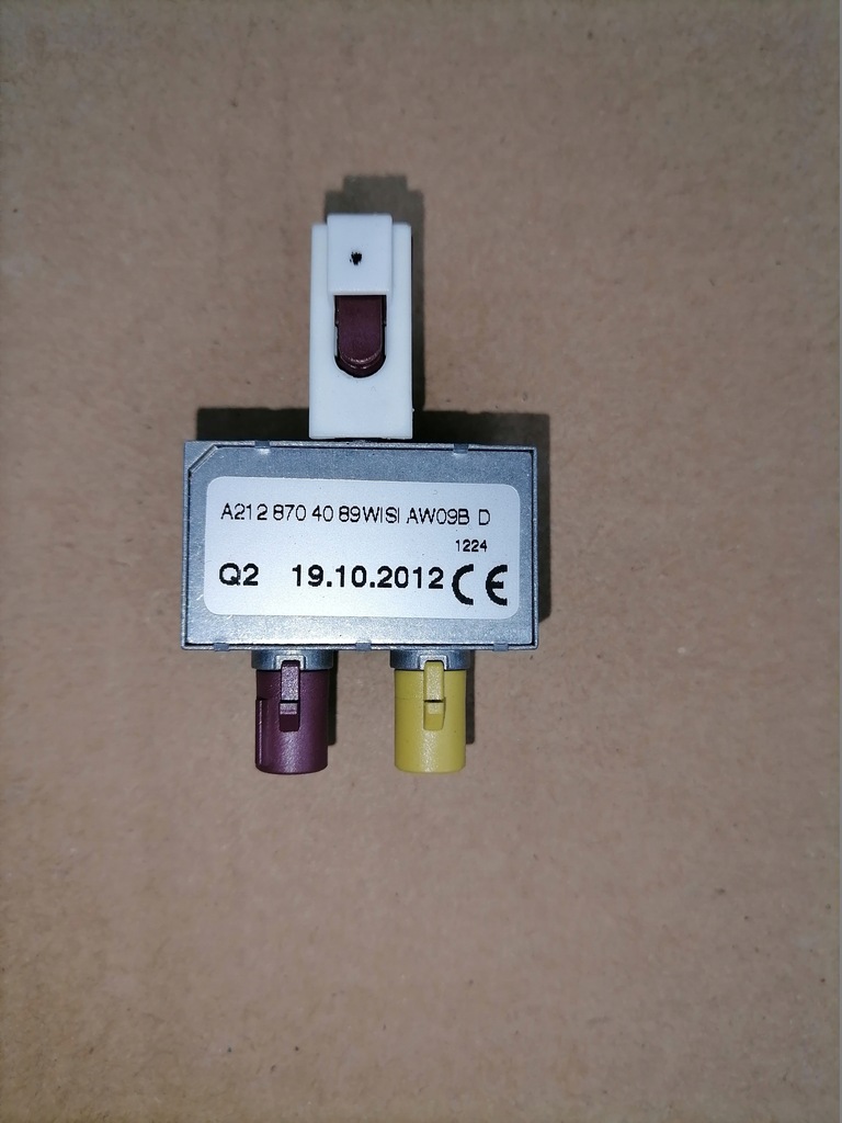 MERCEDES W 212 WZMACNIACZ ANTENOWY MODUŁ - 10672102411 - oficjalne ...