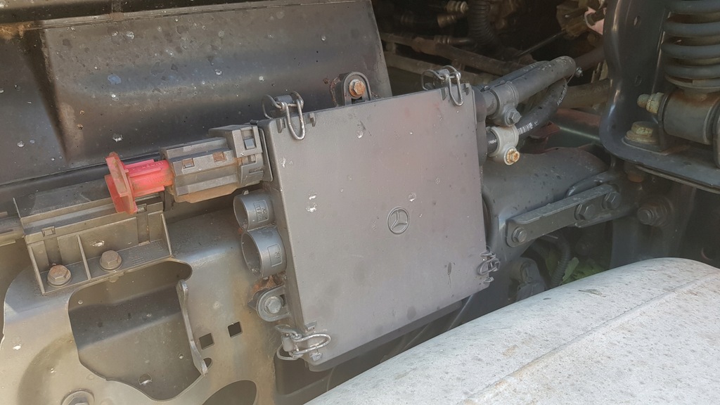 Leoni 500000093 ROZDZIELACZ PRĄDU MERCEDES ACTROS - 8218557488 ...