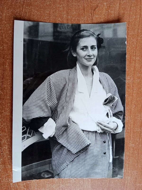 ZDJĘCIE PRL MODA MODELKA STYL HISZPAŃSKI Z 01297 - 13056250893 ...