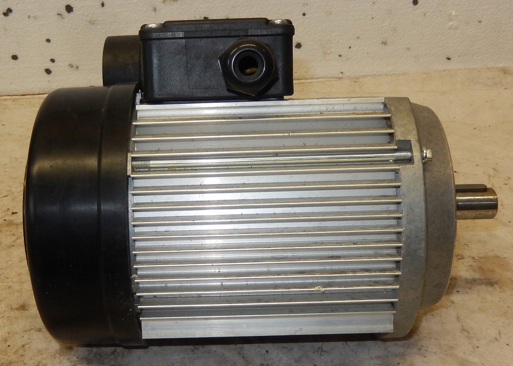 Silnik elektryczny EMG ECS 80K 4-C1AA 0,55kW 230V - 11760092631 - oficjalne archiwum Allegro