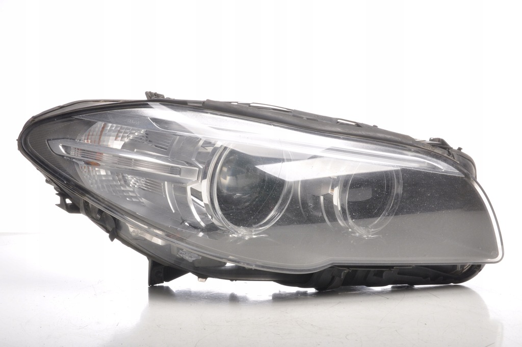 BMW F10 LIFT LAMPA PRAWA PRZEDNIA - 12111847961 - oficjalne archiwum ...