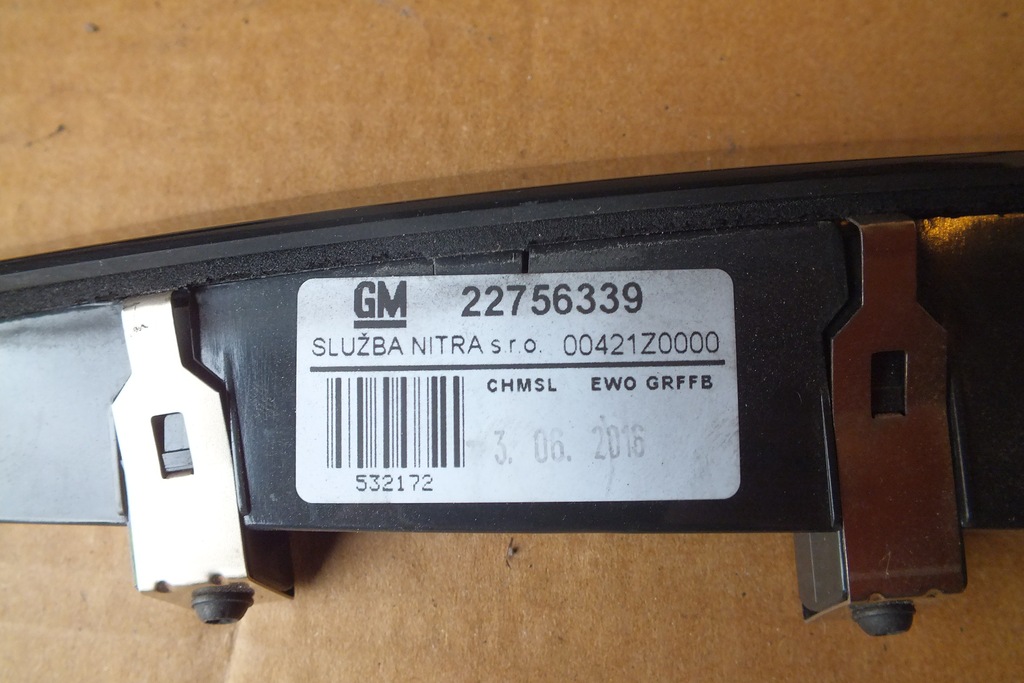 TRZECIE ŚWIATŁO STOP OPEL INSIGNIA LIFT 22756339 - 7045037315 ...