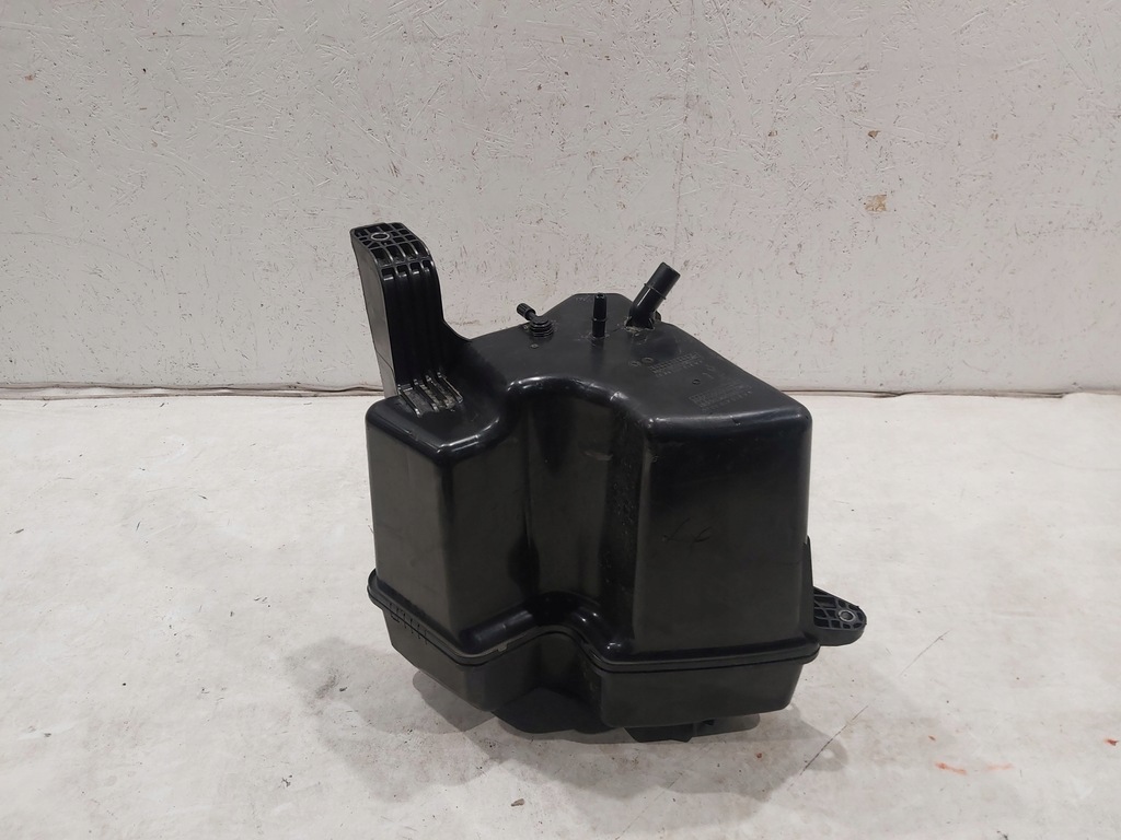 ZBIORNIK ADBLUE SPRINTER W907 W910 A9104706900 - 13804123238 - oficjalne archiwum Allegro