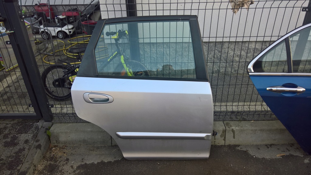 Drzwi prawy tył prawe tylne Honda Civic VII NH623M - 12713788110 ...