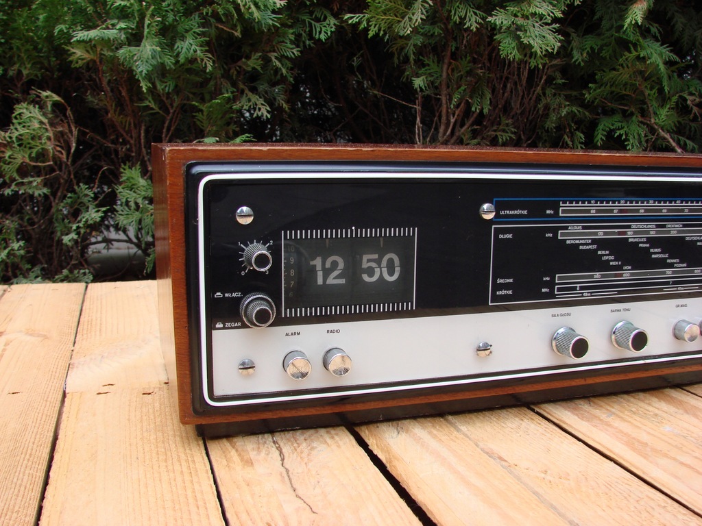 Radio Unitra Diora Adam z zegarem klapkowym - PRL Radioodbiornik ...