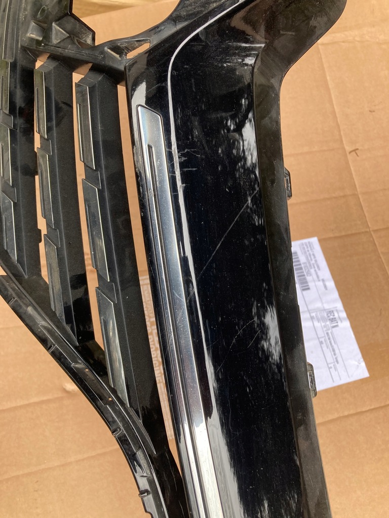 RENAULT MEGANE IV LIFT ATRAPA GRILL 623100479R - 13306136979 ...