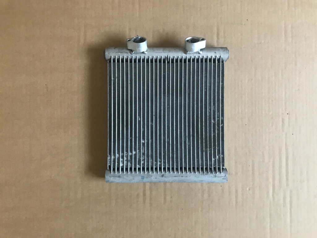 CHŁODNICA MERCEDES AMG GT GTS GTR A0995005700 - 7900338083 - oficjalne ...