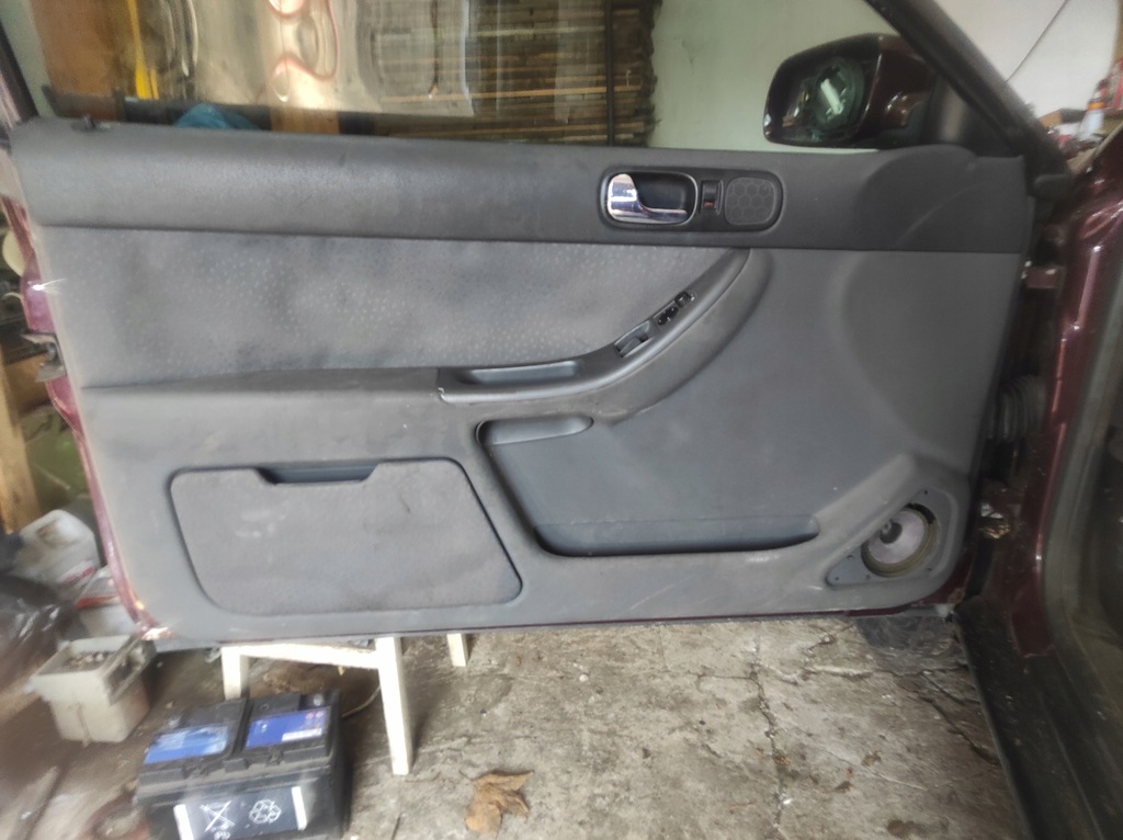 AUDI A3 8L BOCZEK TAPICERKA DRZWI LEWY PRZÓD 3D - 13071541685 - oficjalne archiwum Allegro