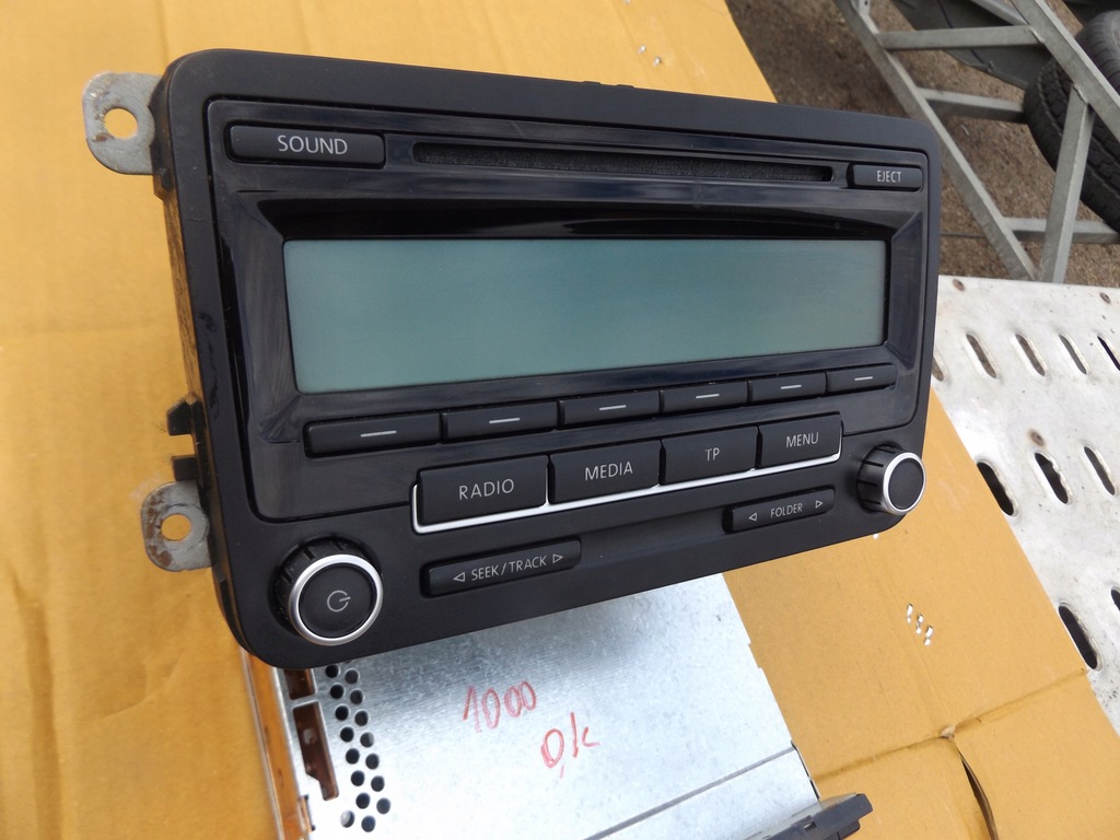 RADIO RCD310 VW GOLF V VI CADY TOURAN SCIROCCO KOD - 11992321401 - oficjalne archiwum Allegro