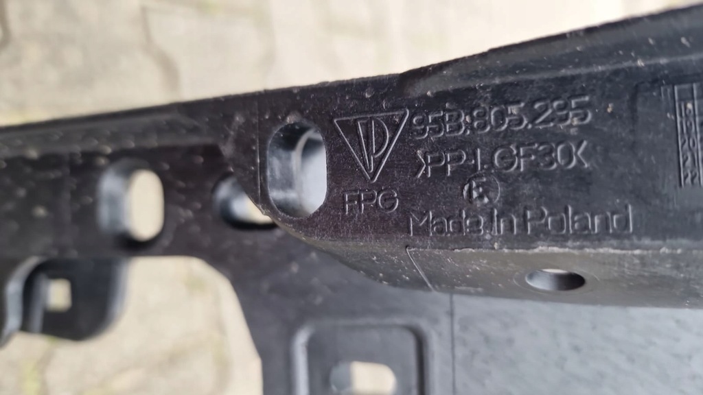 PORSCHE MACAN 95B PAS PRZEDNI 95B805931F - 12880139318 - oficjalne ...