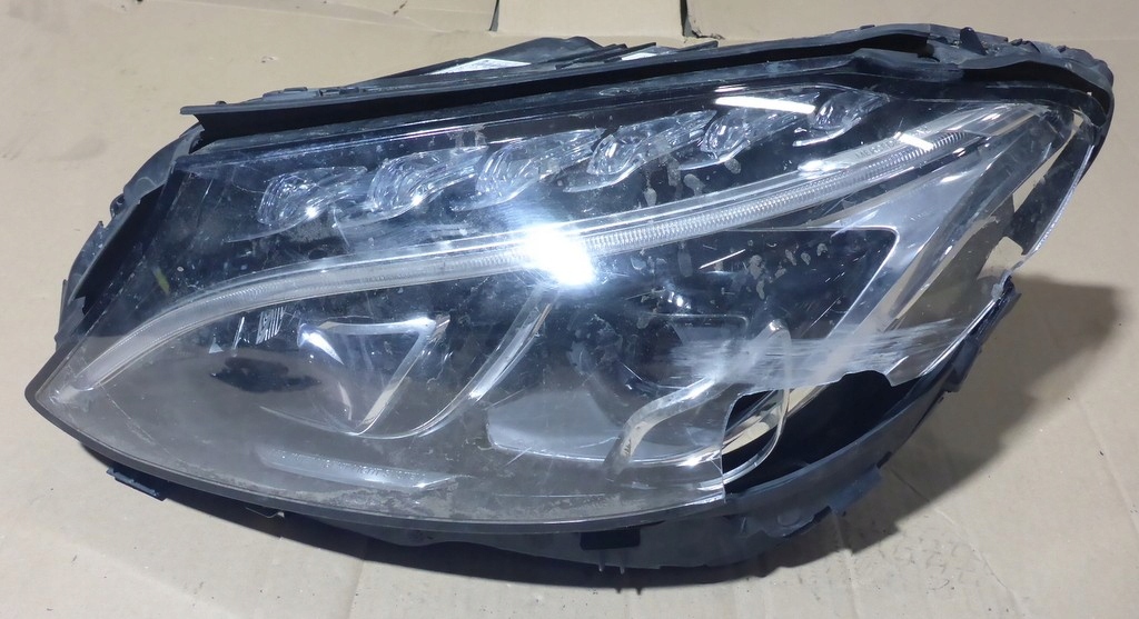 Mercedes C W205 Reflektor Lewy A2059067902 - 15310873004 - oficjalne ...