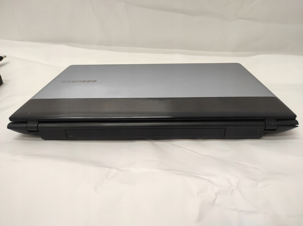 Laptop Samsung 300E NP300E5C 4GB RAM 273GB ROM - 12585708330 ...