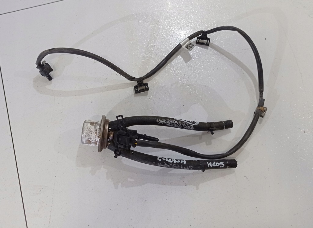 MERCEDES W205 2.2 CDI WTRYSK ADBLUE WTRYSKIWACZ - 13780665215 ...