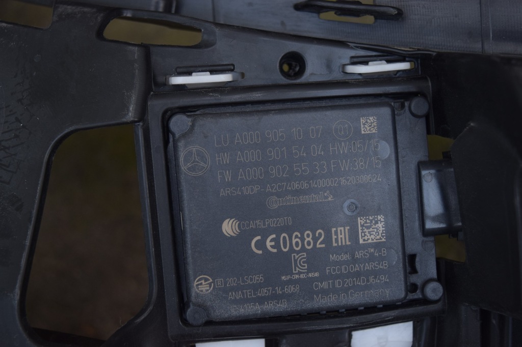 MERCEDES W213 E KLASA RADAR SENSOR A0009051007 - 6897325297 - oficjalne ...